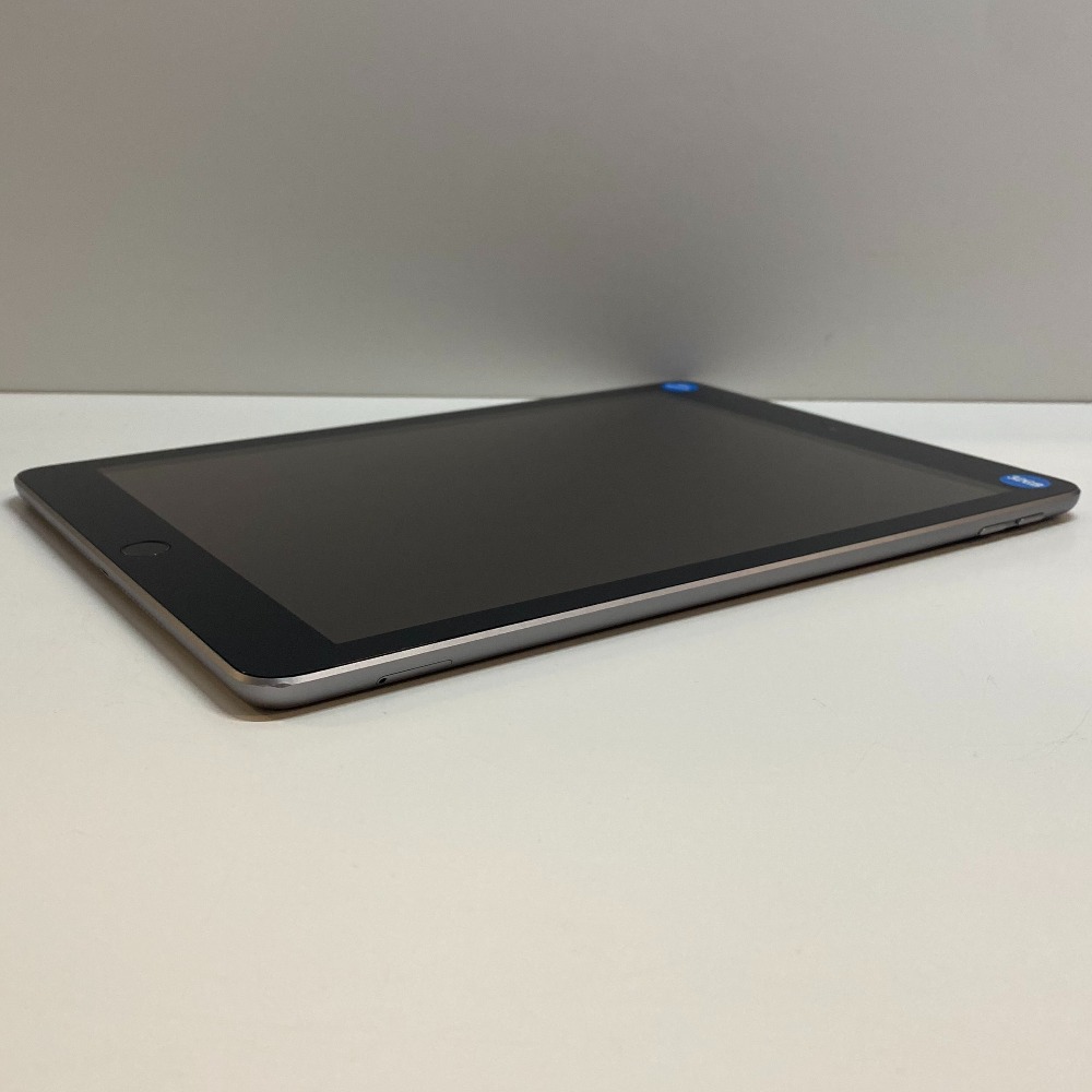 Pre-owned Apple iPad 5th Generation Model A1823 32GB WiFi & Unlocked ...